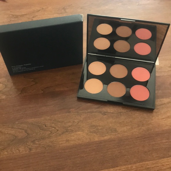 Makeup | Pro Cheek Pallet | Poshmark